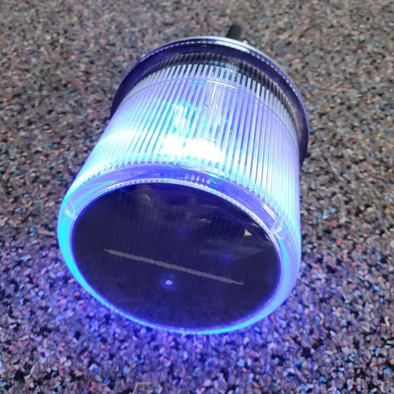 Beacon Solar, Light & Pole Kit - Designs in Motion